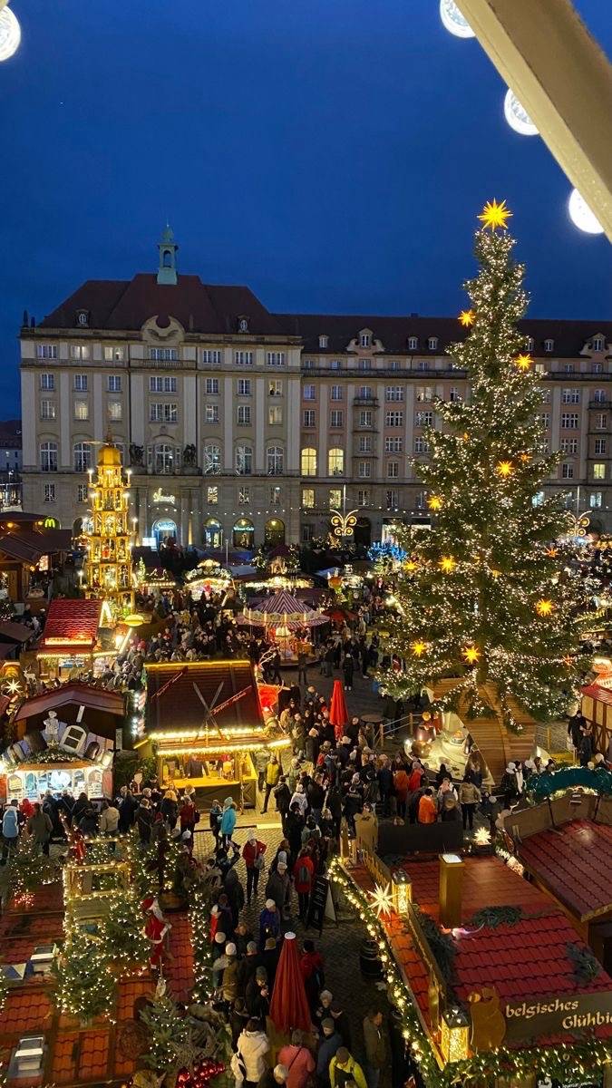 Propose Baby-sitting, Garde d’enfant, Strasbourg marché de Noël aide ...