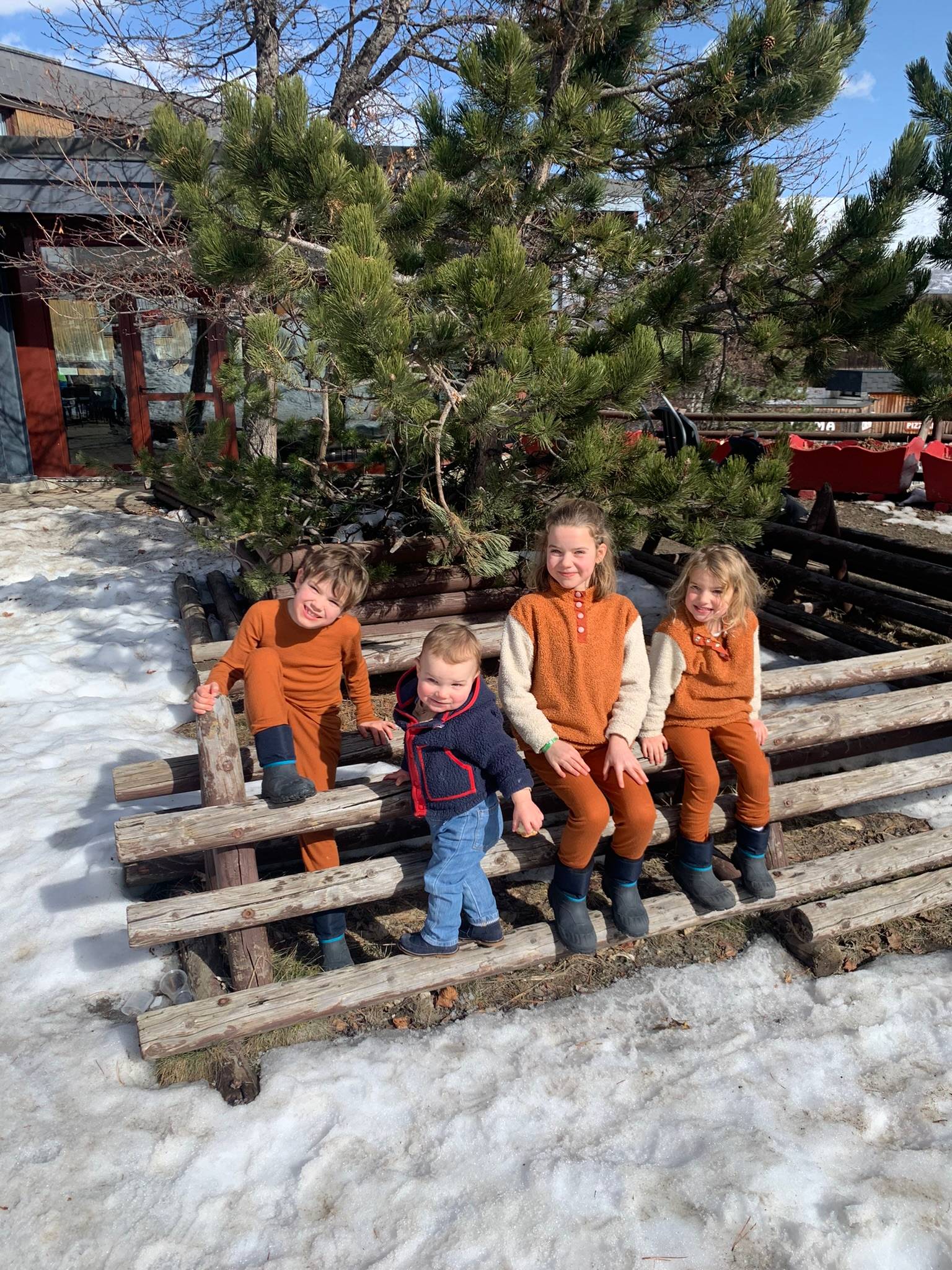 Recherche nounou temps plein à domicile - Marcq en Baroeul sur Gens de ...