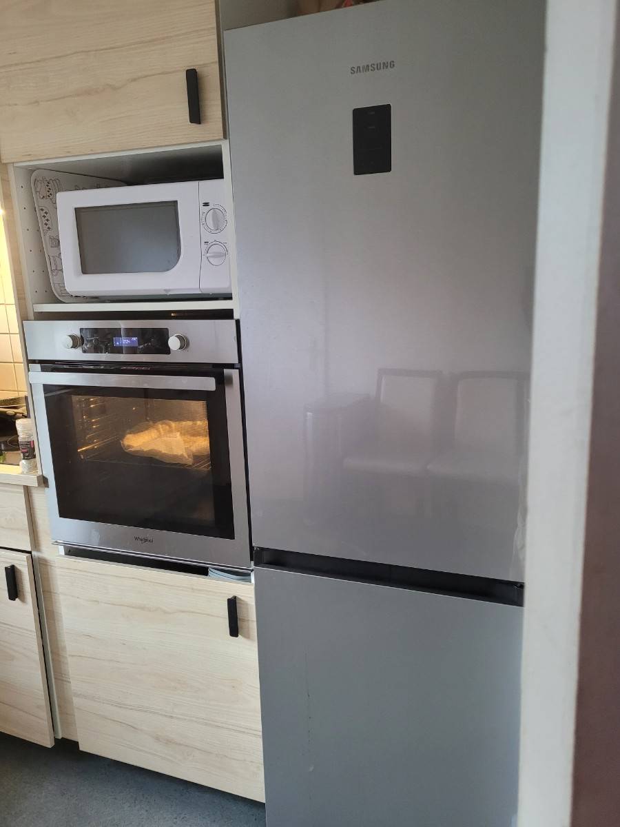 Réfrigérateur combiné Samsung Rb34t670esa sur Gens de Confiance