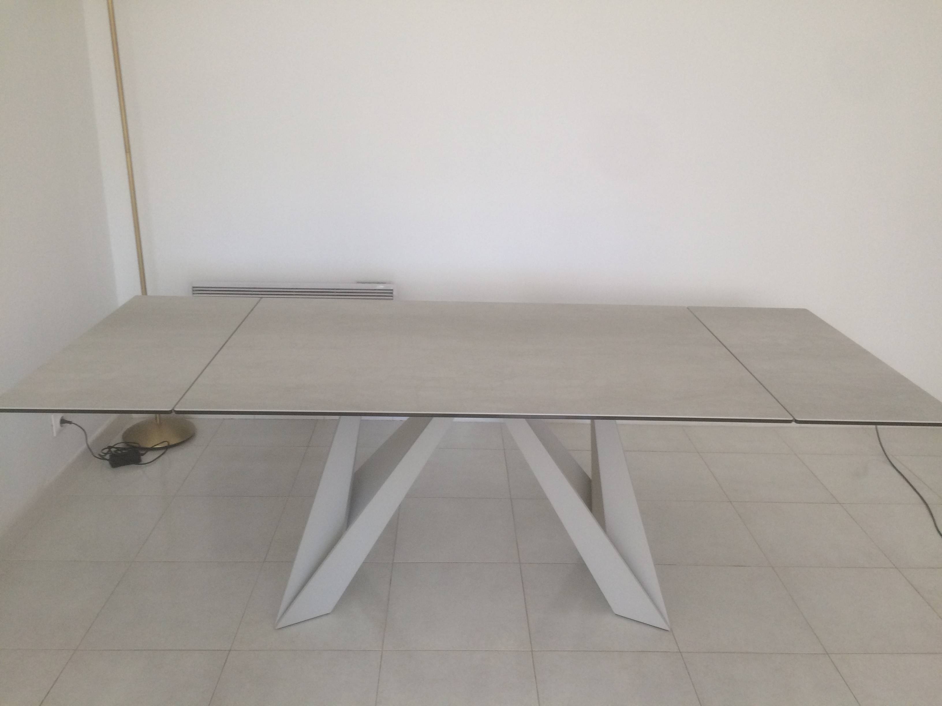 Rochebobois table et 4 chaises Table ref : Cigale sur Gens de Confiance