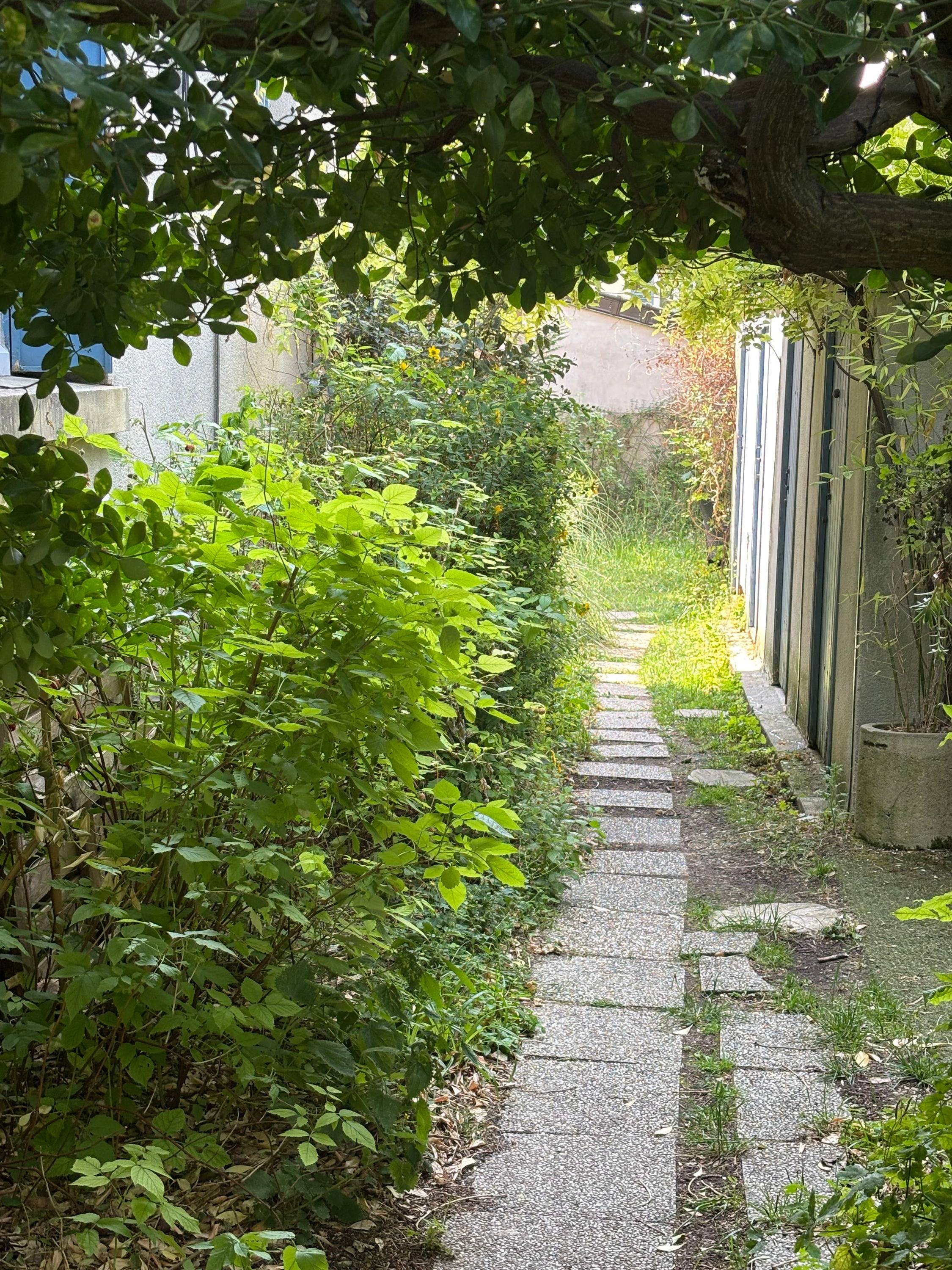 Vends appartement 49m² Saint-Cloud - Rez-de-jardin sur Gens de Confiance