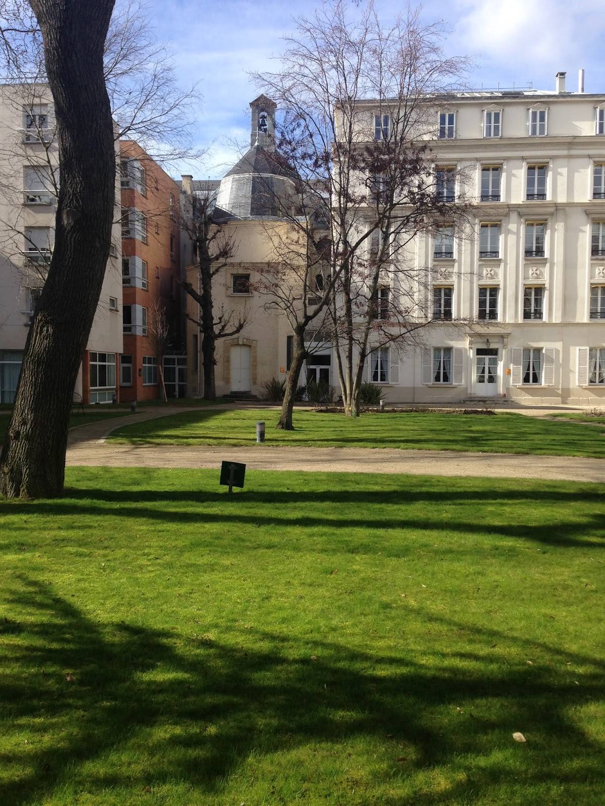 Recrute Service Civique Animation H/F pour Ehpad Paris 15ème on Gens de ...