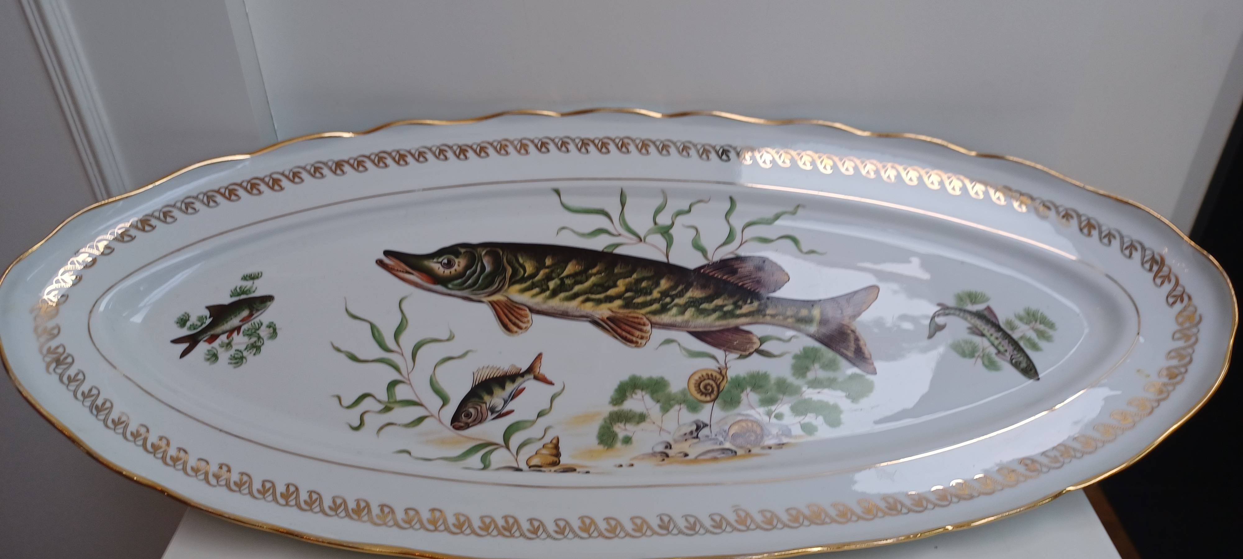 Service à poissons en porcelaine fine de Limoges – état impeccable on Gens de Confiance