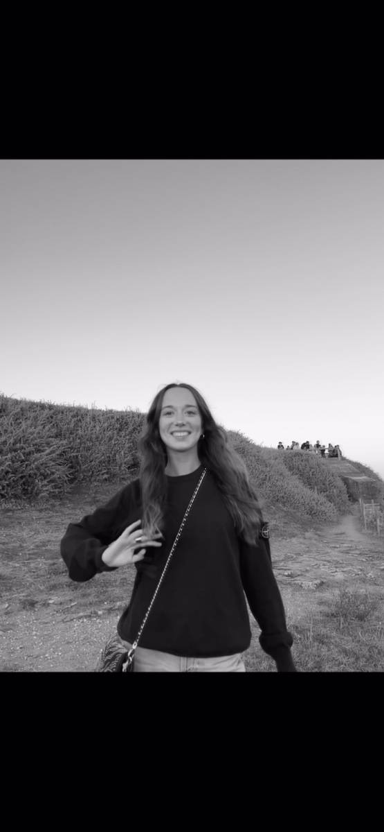 Propose Baby-sitting à Saint-Cloud et aux alentours (de mai à juillet ...