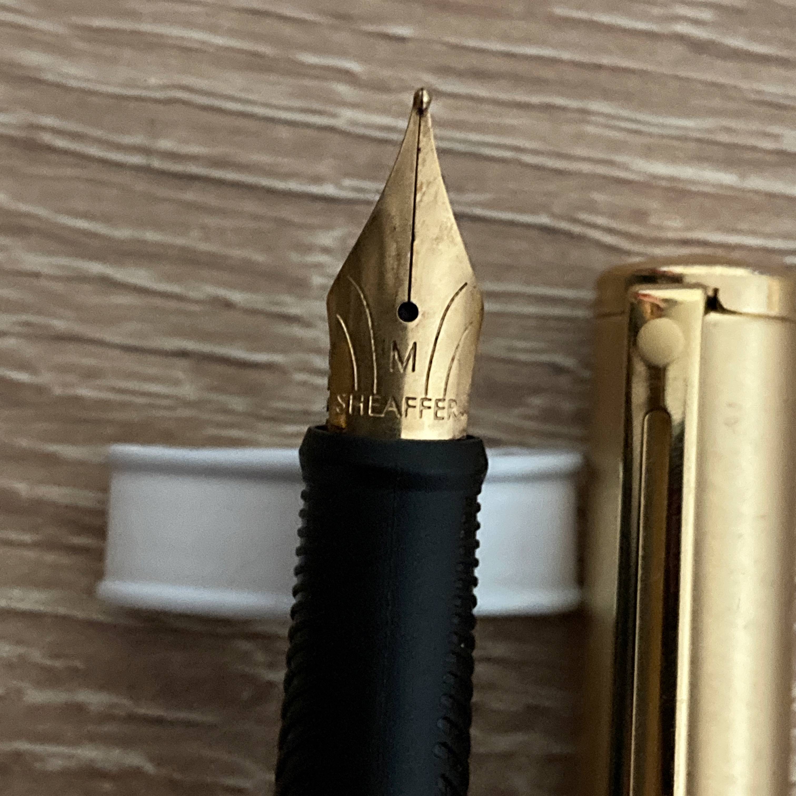 Rare Stylo plume compact Sheaffer Agio moyen, angle brossé plaque or 22 ...