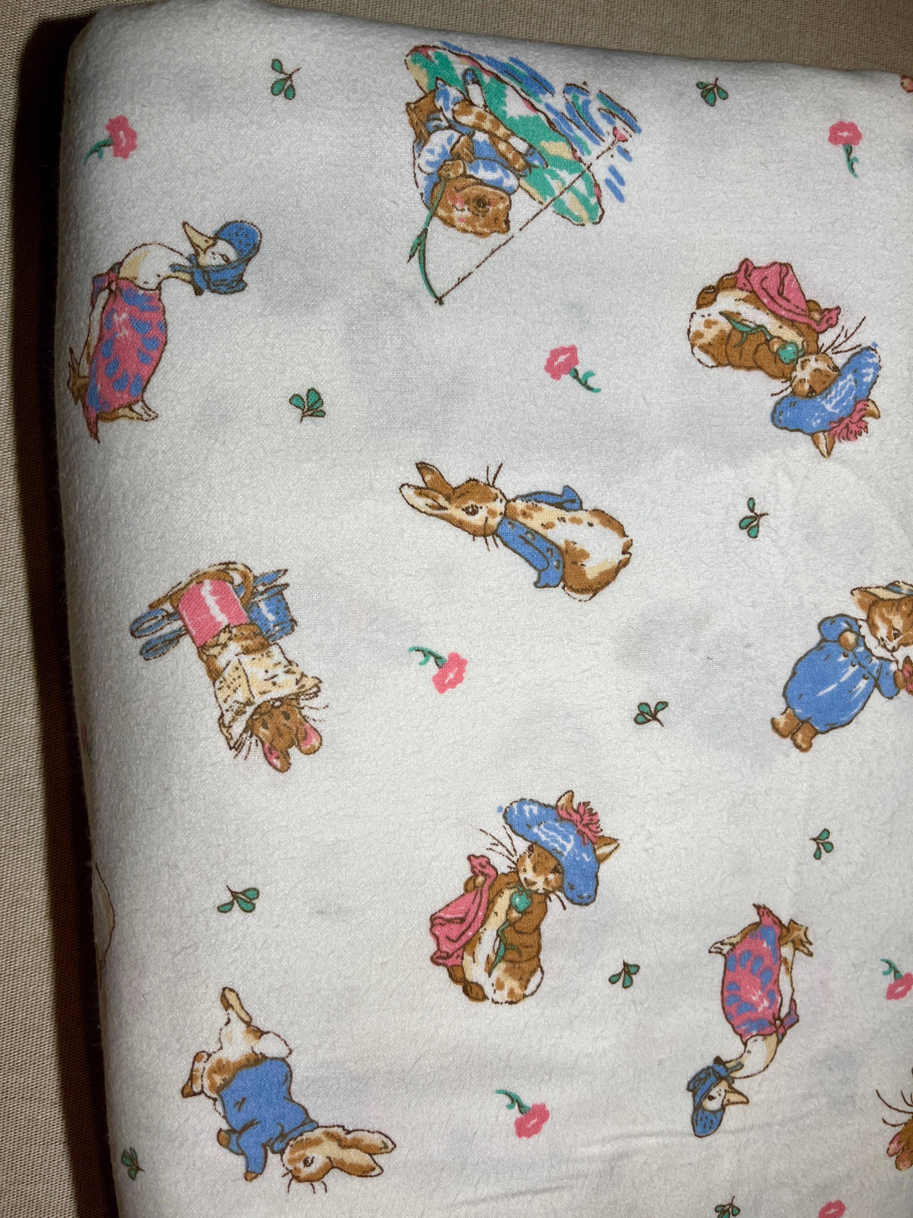 Superbe finette de coton Beatrix Potter (par mètre) sur Gens de Confiance