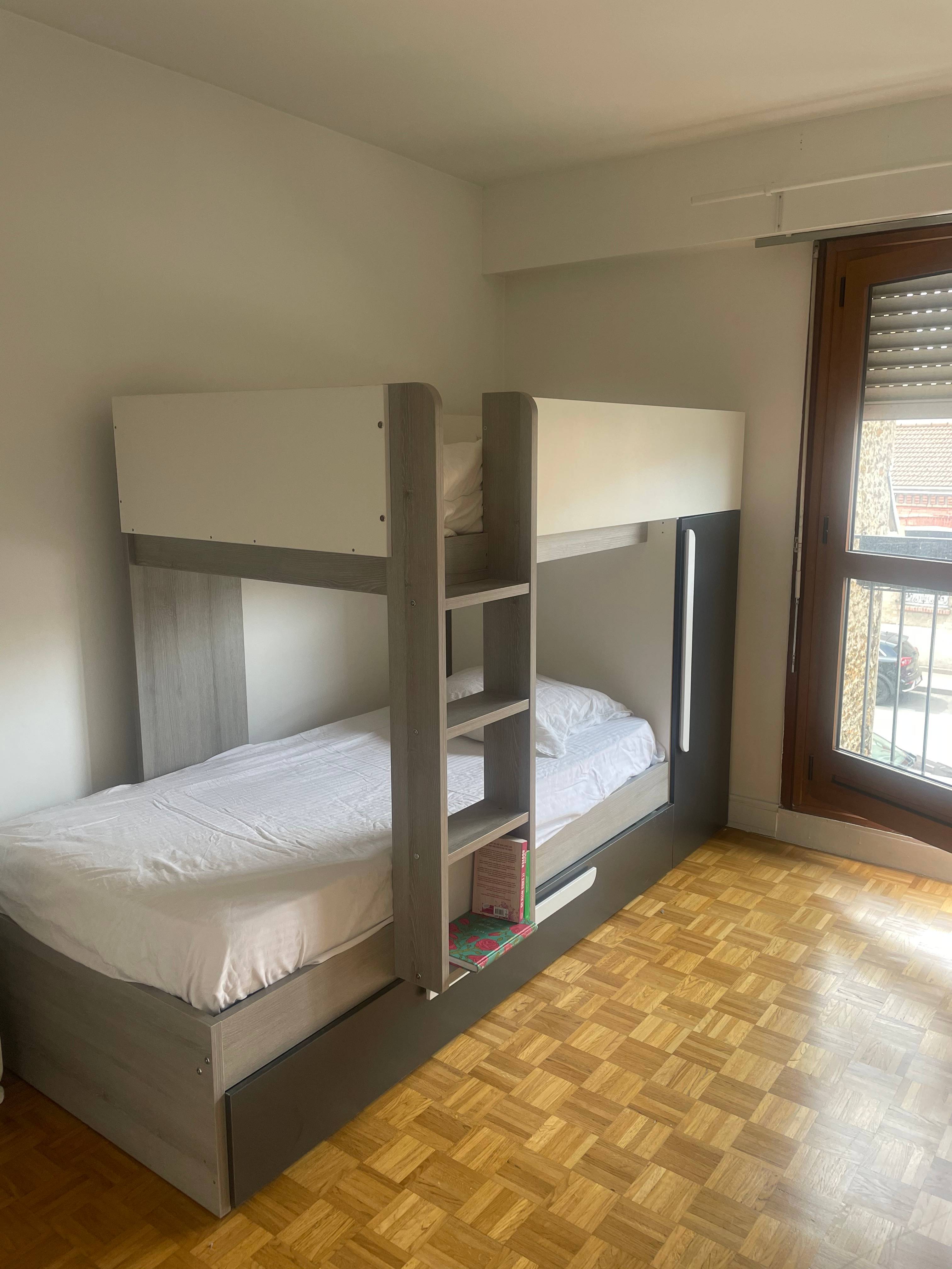 Lit superposé 3 couchages + rangement sur Gens de Confiance