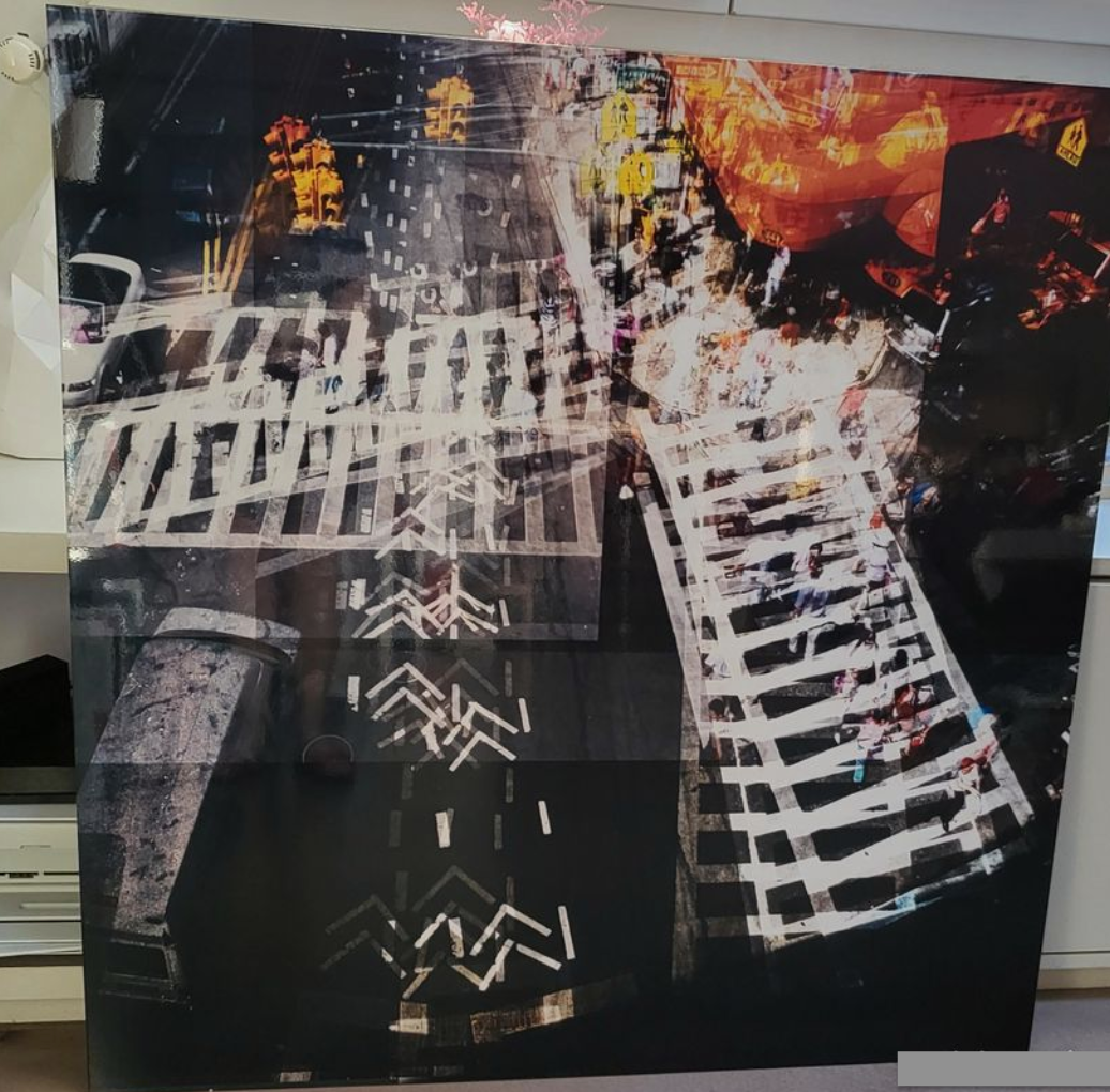 Tableau Yellow Korner Walkway - 1m x 1m sur Gens de Confiance