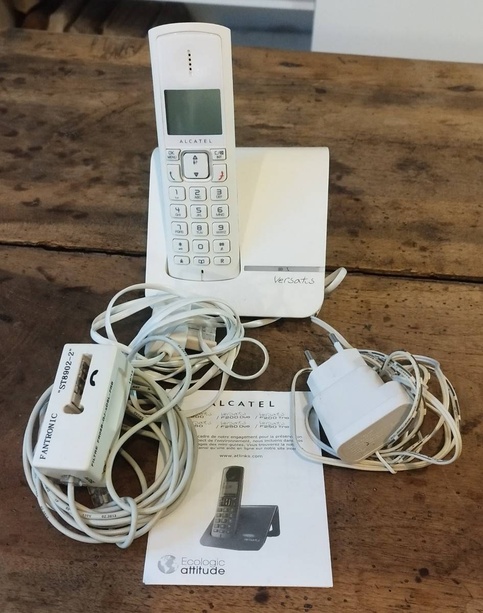 Téléphone DECT Alcatel Versatis F200 blanc sur Gens de Confiance
