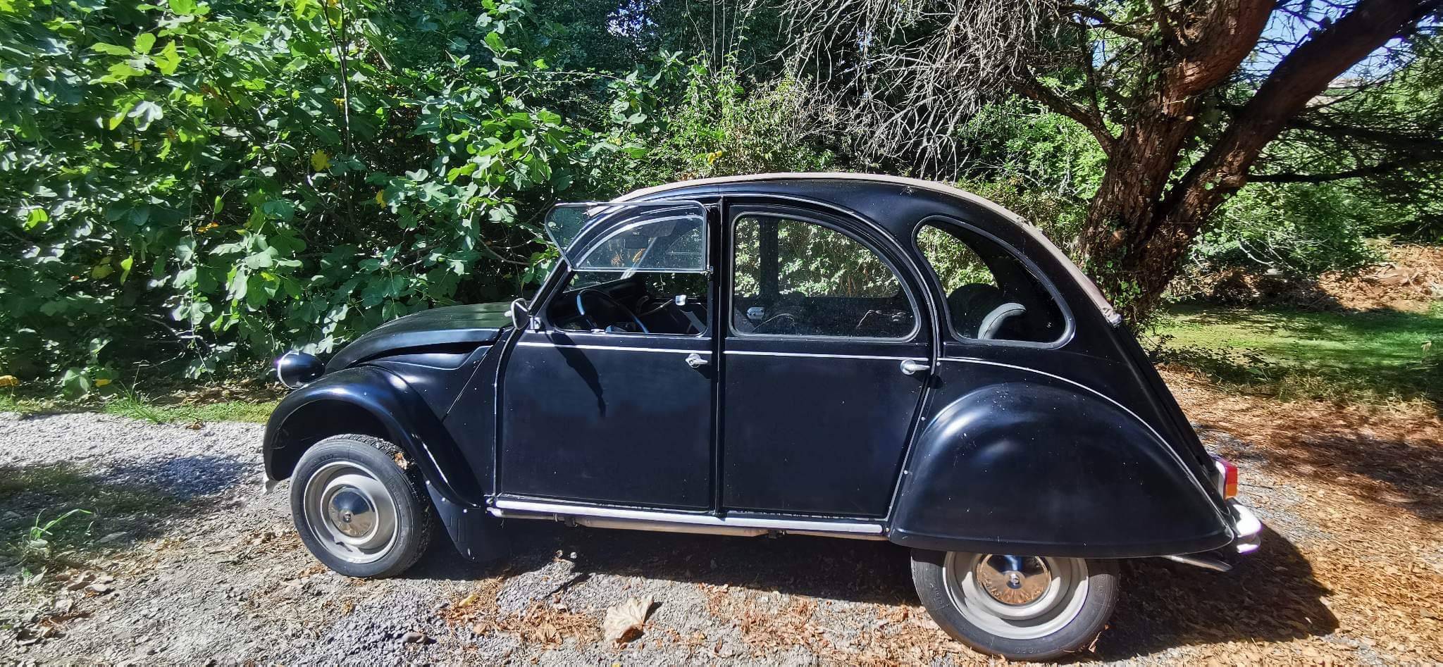 Vends 2CV restaurée sur Gens de Confiance