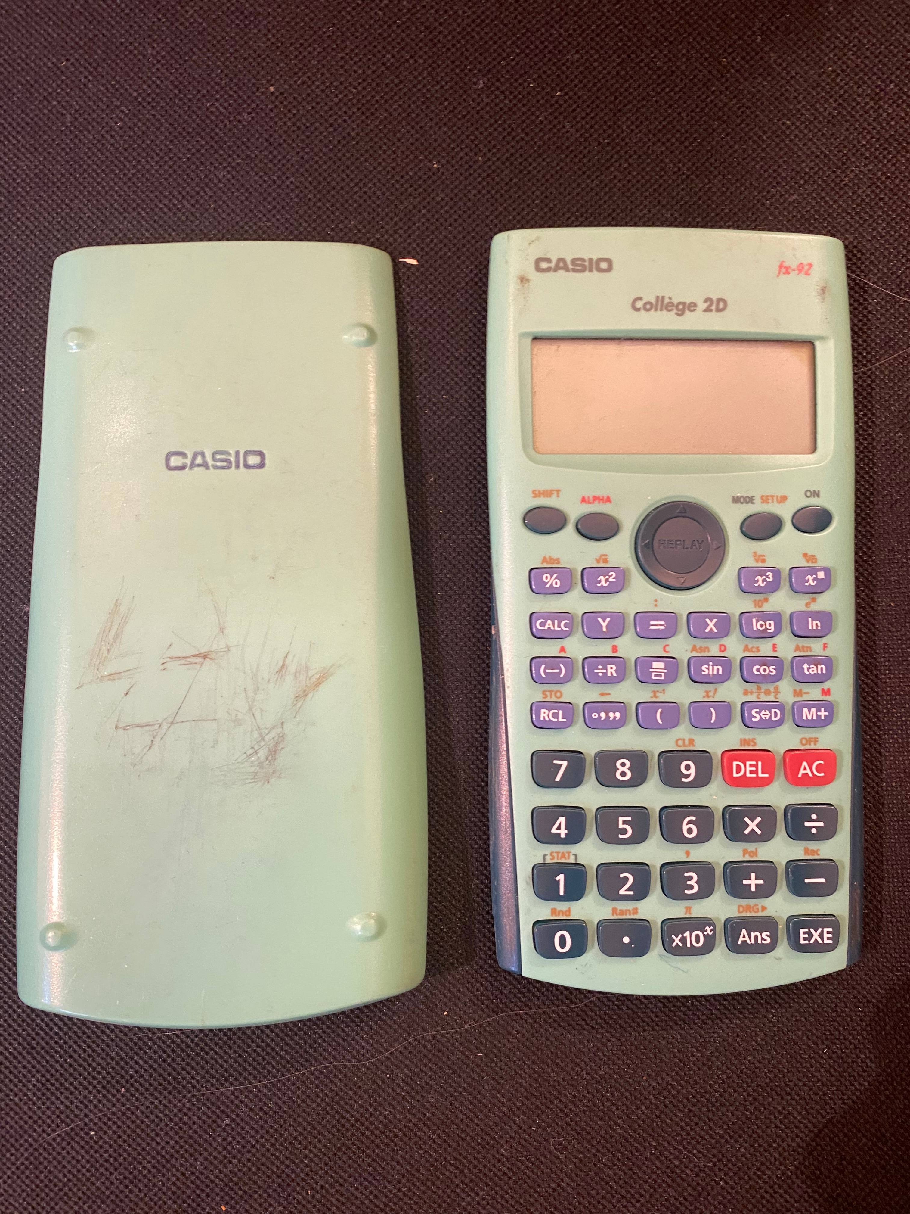 Vends une Casio Collège 2D sur Gens de Confiance