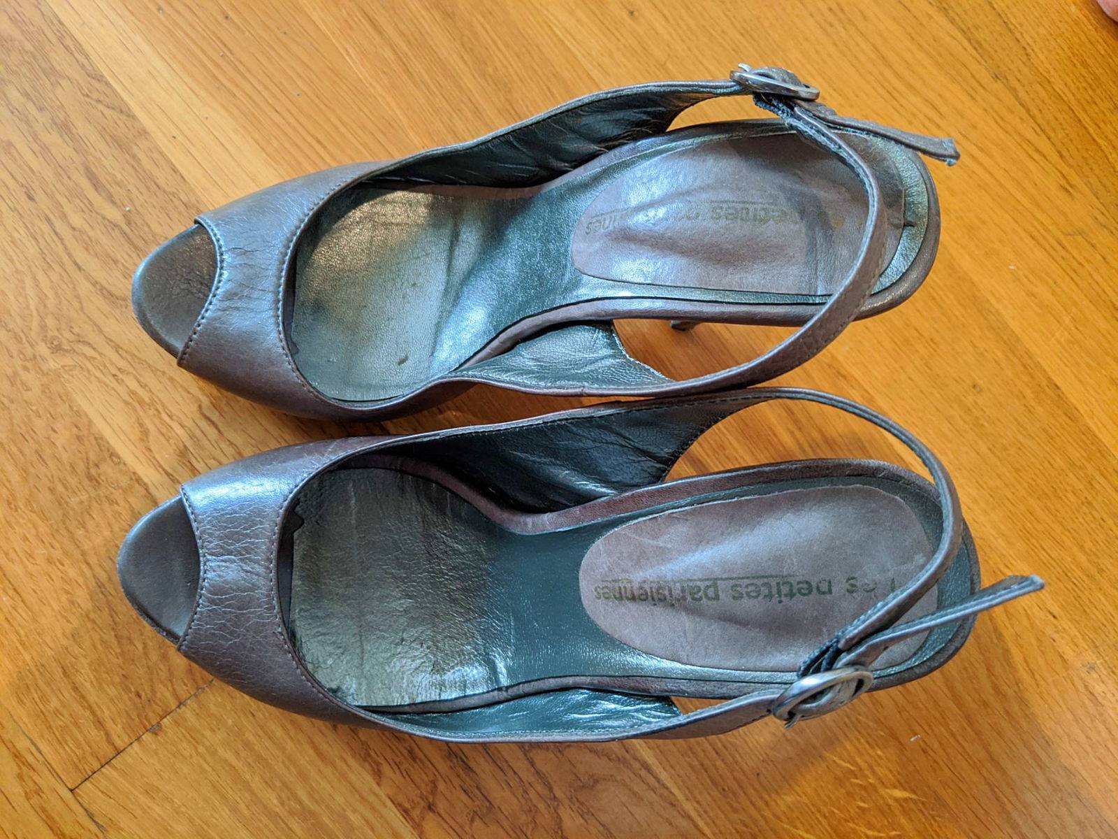 Vends chaussures à talons en parfait état pointure 37 sur Gens de Confiance