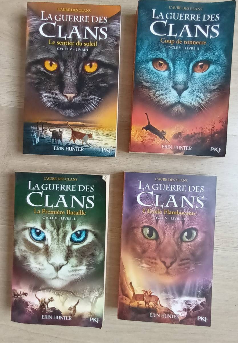 Vends cycle 5, livres 1, 2, 3, 4 de la série "Guerre des clans" on Gens de Confiance