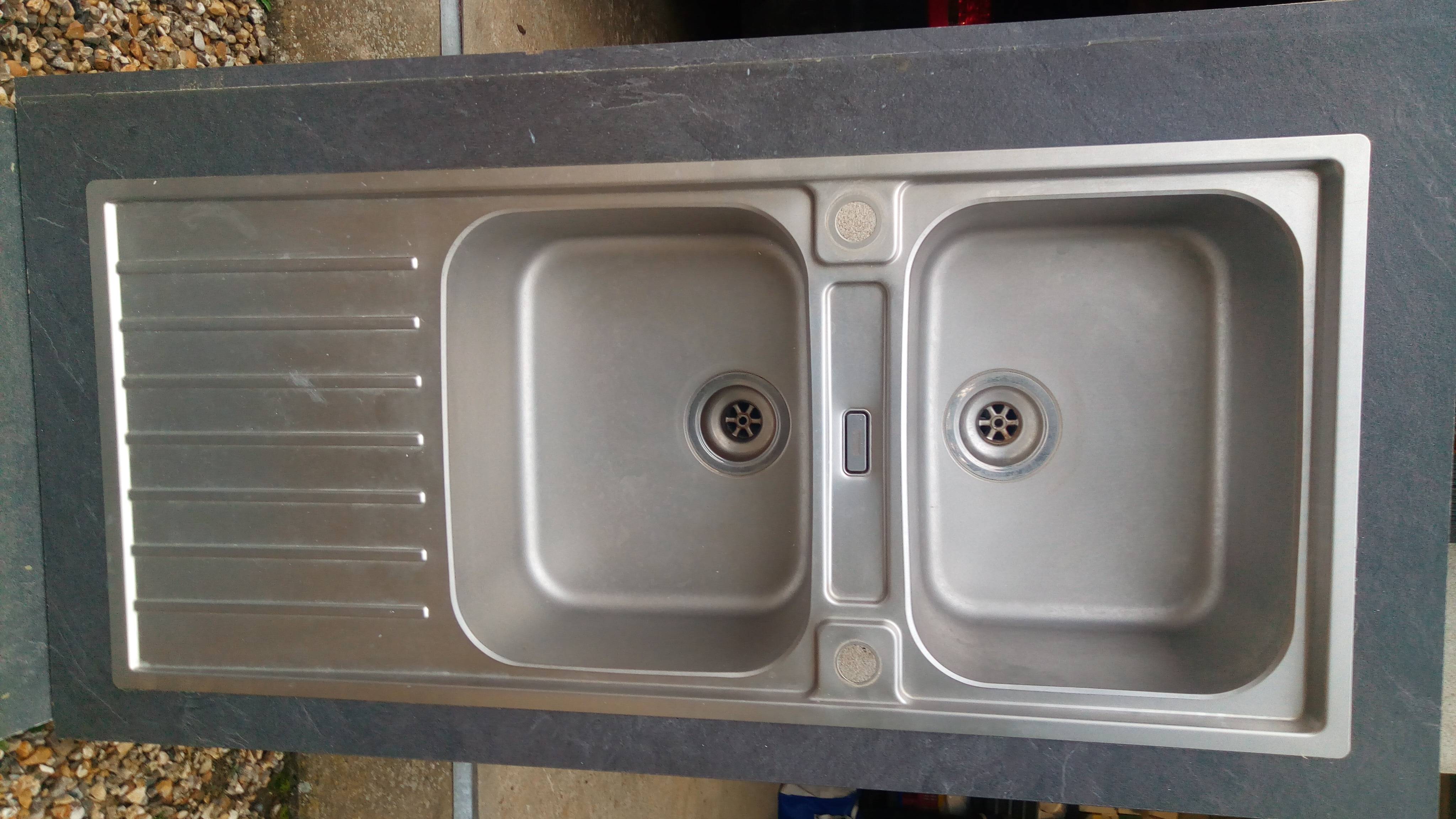 Vends éviers double bac inox Franke sur Gens de Confiance