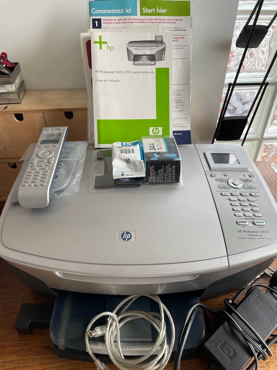 Vends imprimante HP 2610 photosmart sur Gens de Confiance