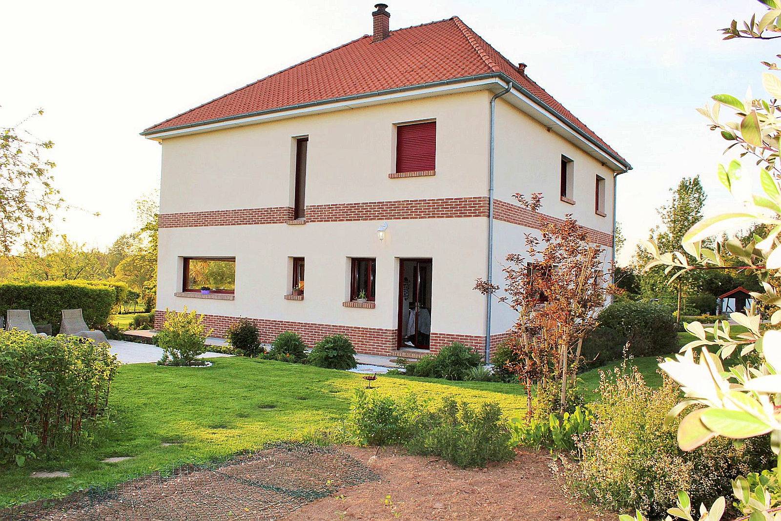 Vends maison d’architecte 5 chambres 200m² à Le Catelier sur Gens de ...