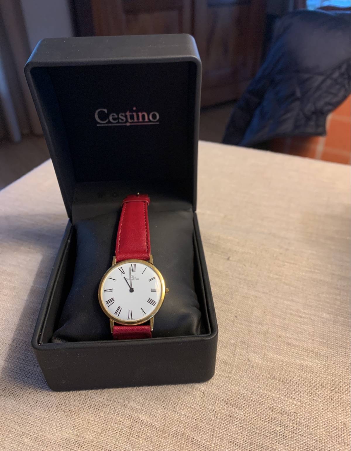 Vends montre or, mecanique, extra plate chiffres romains on Gens de ...