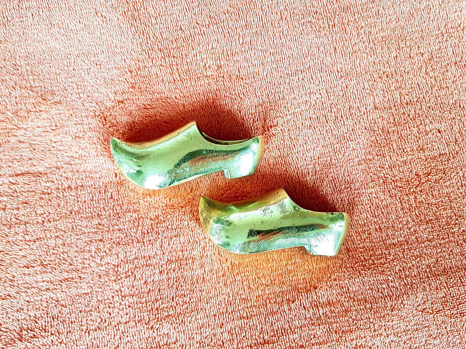 Vends Miniature Paire de sabots, métal doré, décoration intérieure sur ...