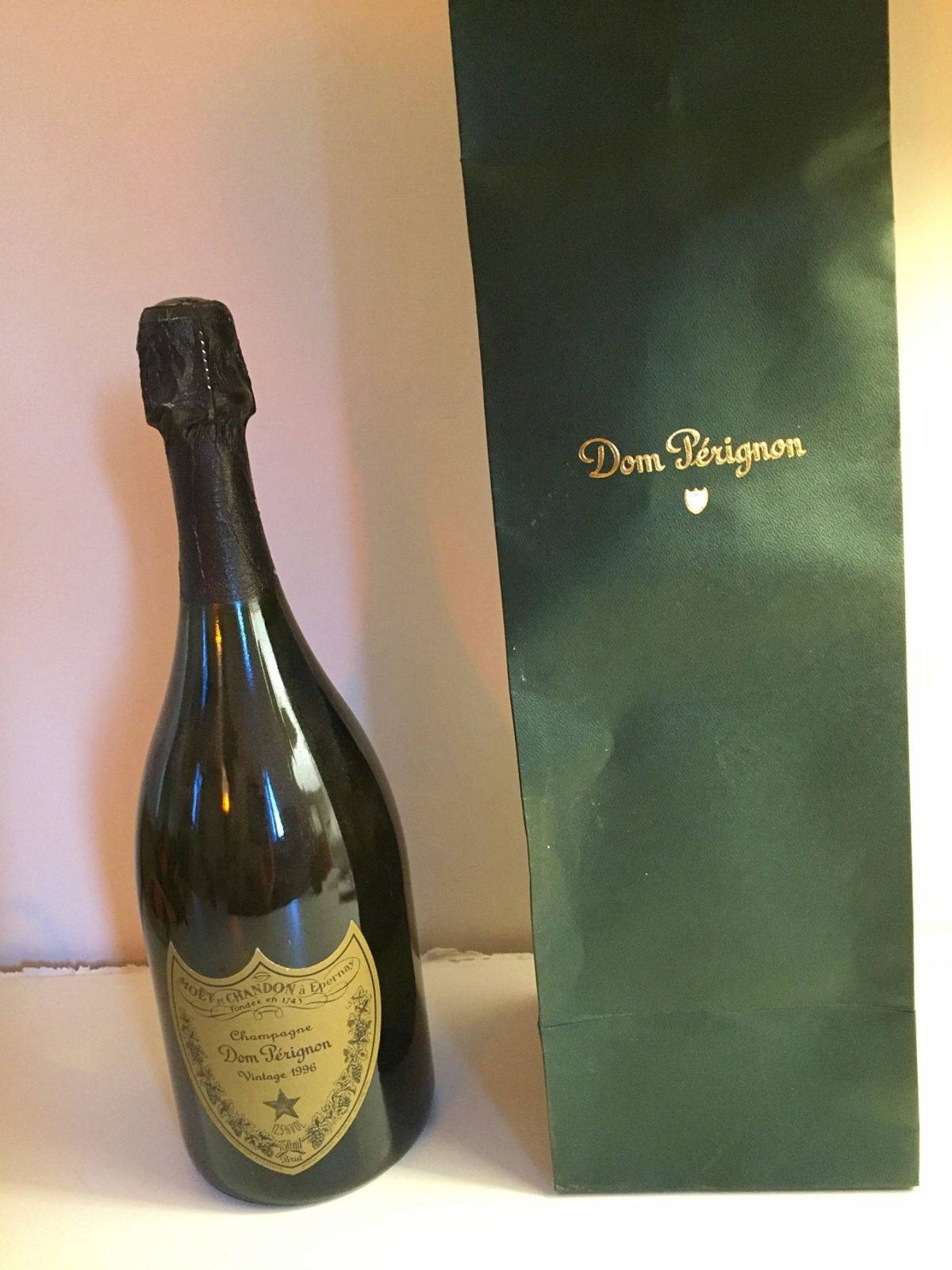 Vends Don Perignon 1996 sur Gens de Confiance