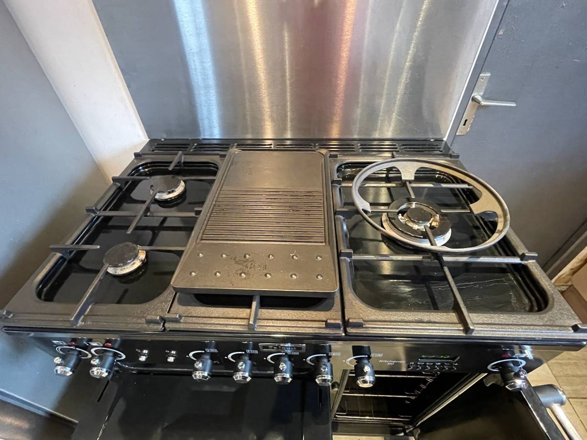 Vends Piano de cuisson mixte Falcon Kitchener 90 noir + Wok et plancha ...