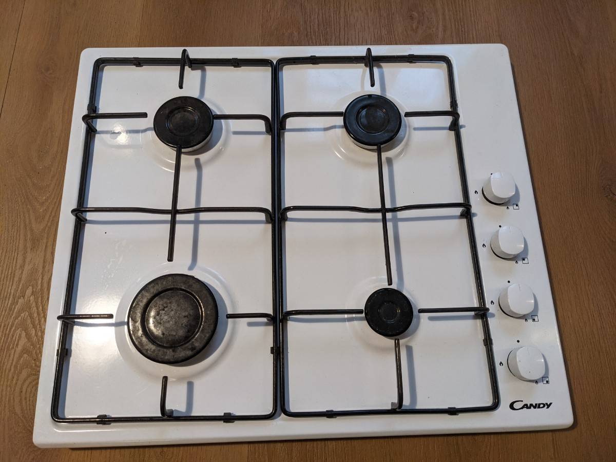 Vends plaque de cuisson gaz Candy on Gens de Confiance