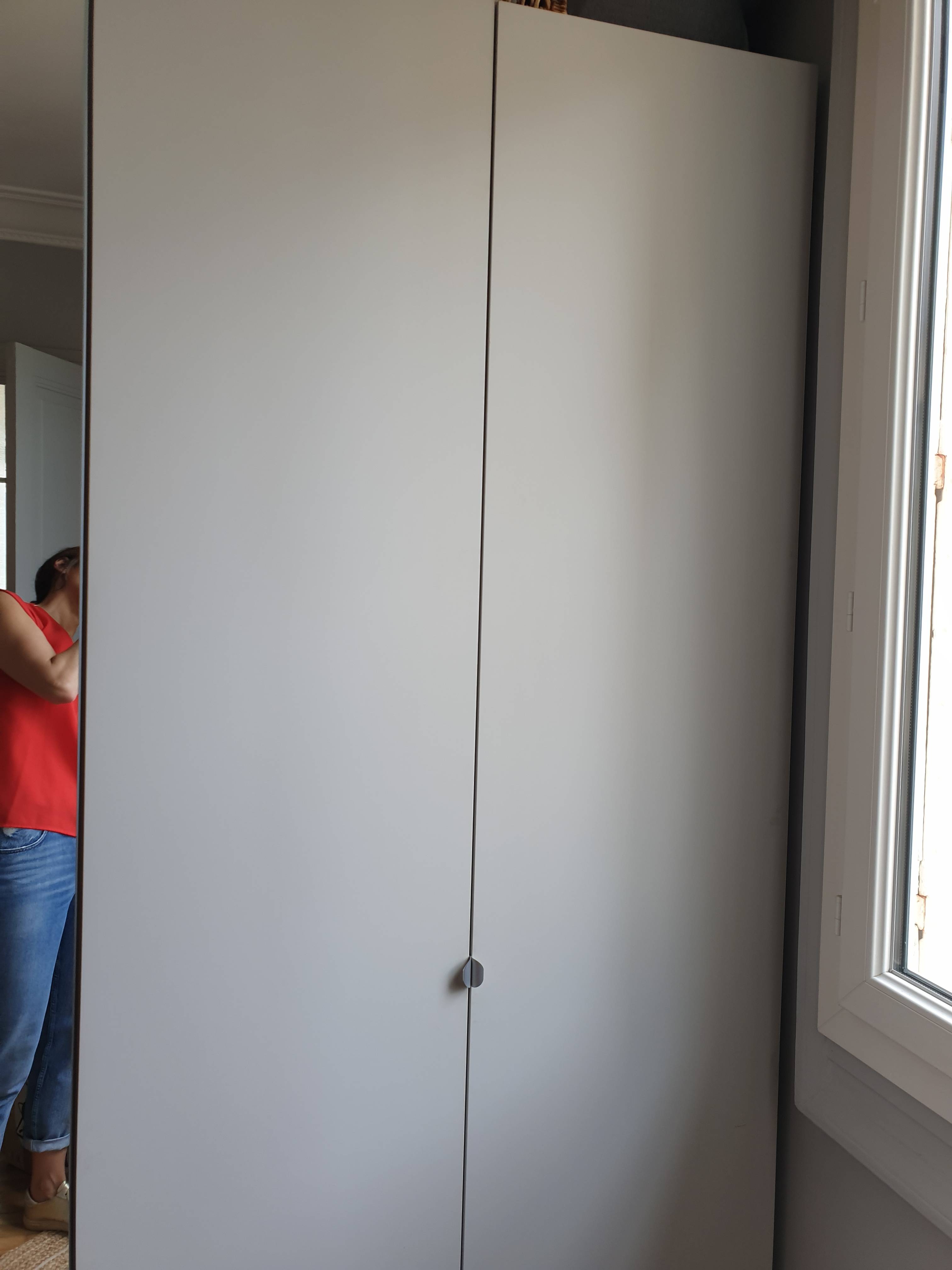 Vends porte de placard compatible Ikea pax grises sur Gens de Confiance