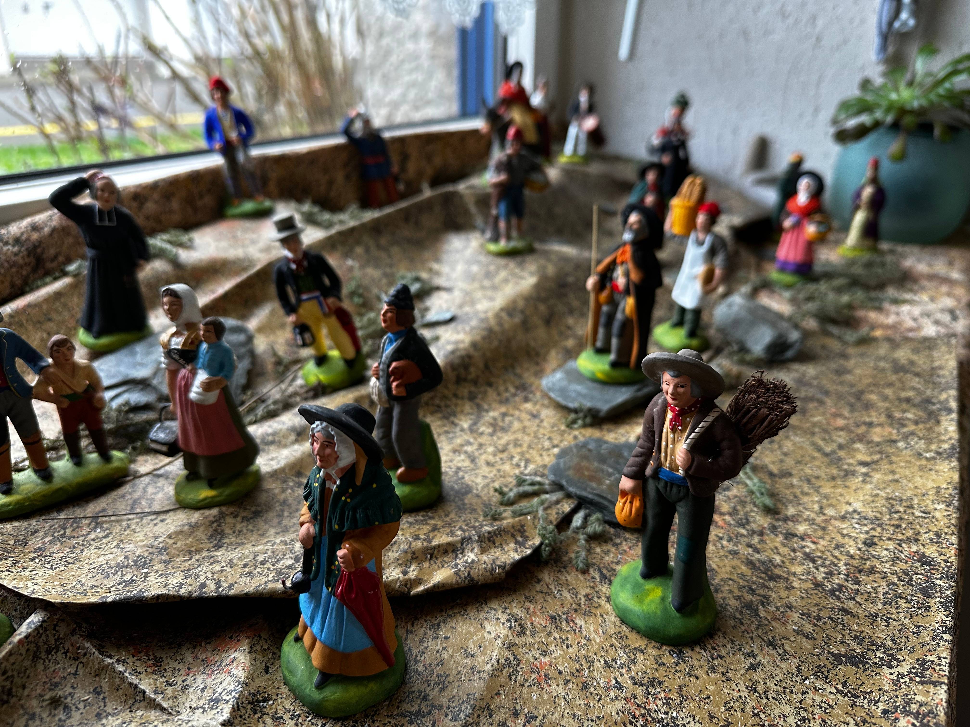 Vends santons de Provence Marcel Carbonel en très bon état sur Gens de ...