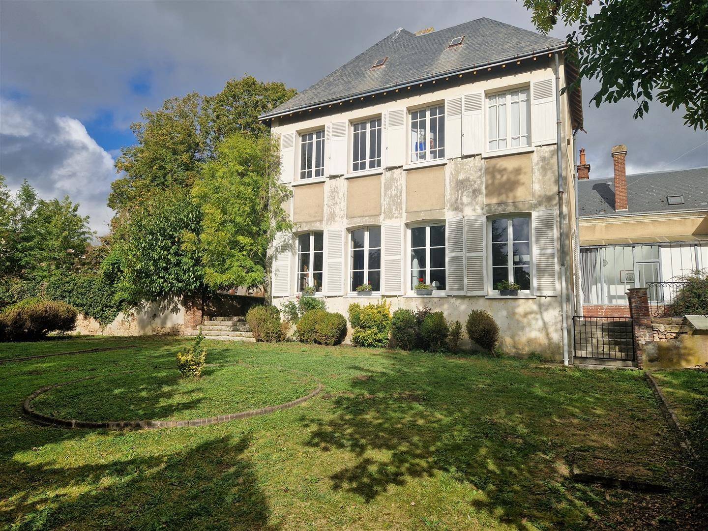 Vends splendide demeure de maître au bord de l’Avre - 247m² habitables - 6 chambres - Nonancourt ...