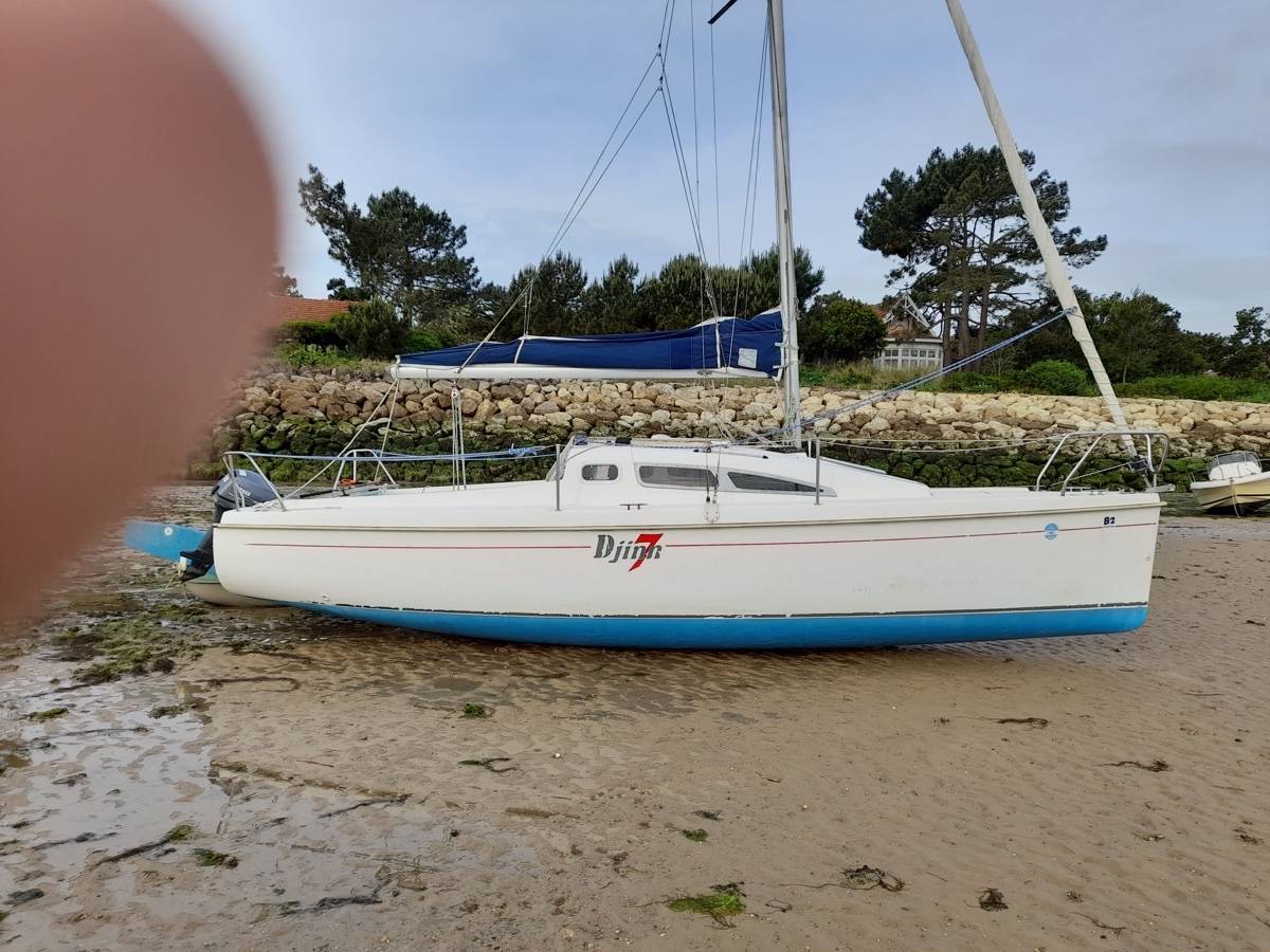 Vends Voilier Djinn 7 dériveur intégral 7,20m sur Gens de Confiance