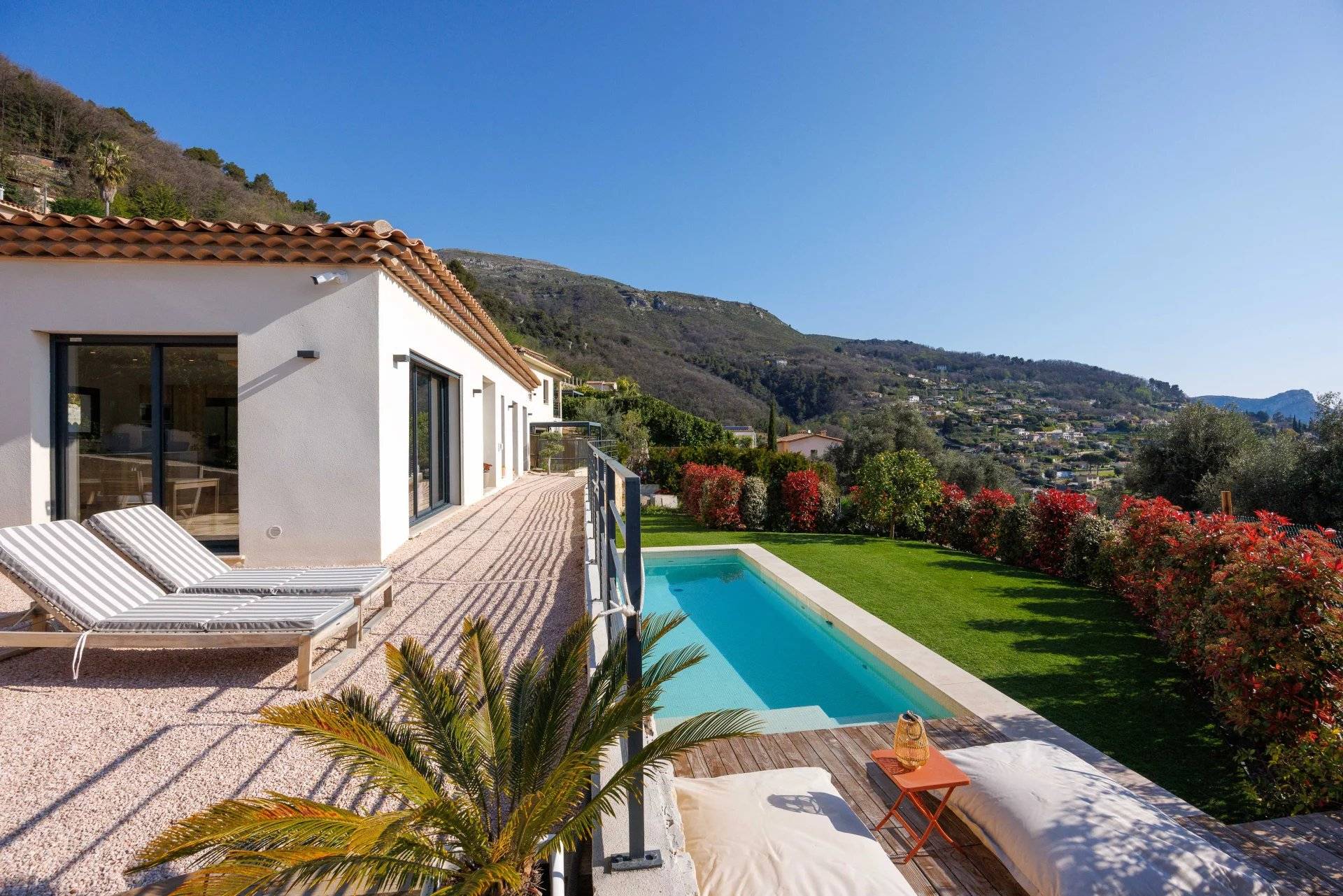 Vends maison 113m² Saint-Paul-de-Vence - Villa de plain-pied neuve sur 550m² de terrain, 3 ...