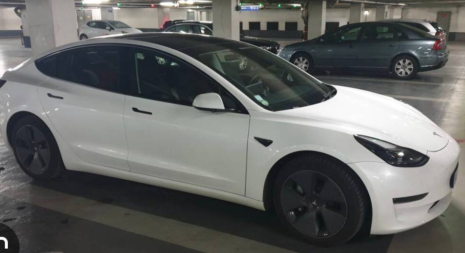 Voiture modèl 3 nacre, 16 000km, Tesla blanche 2023 on Gens de Confiance